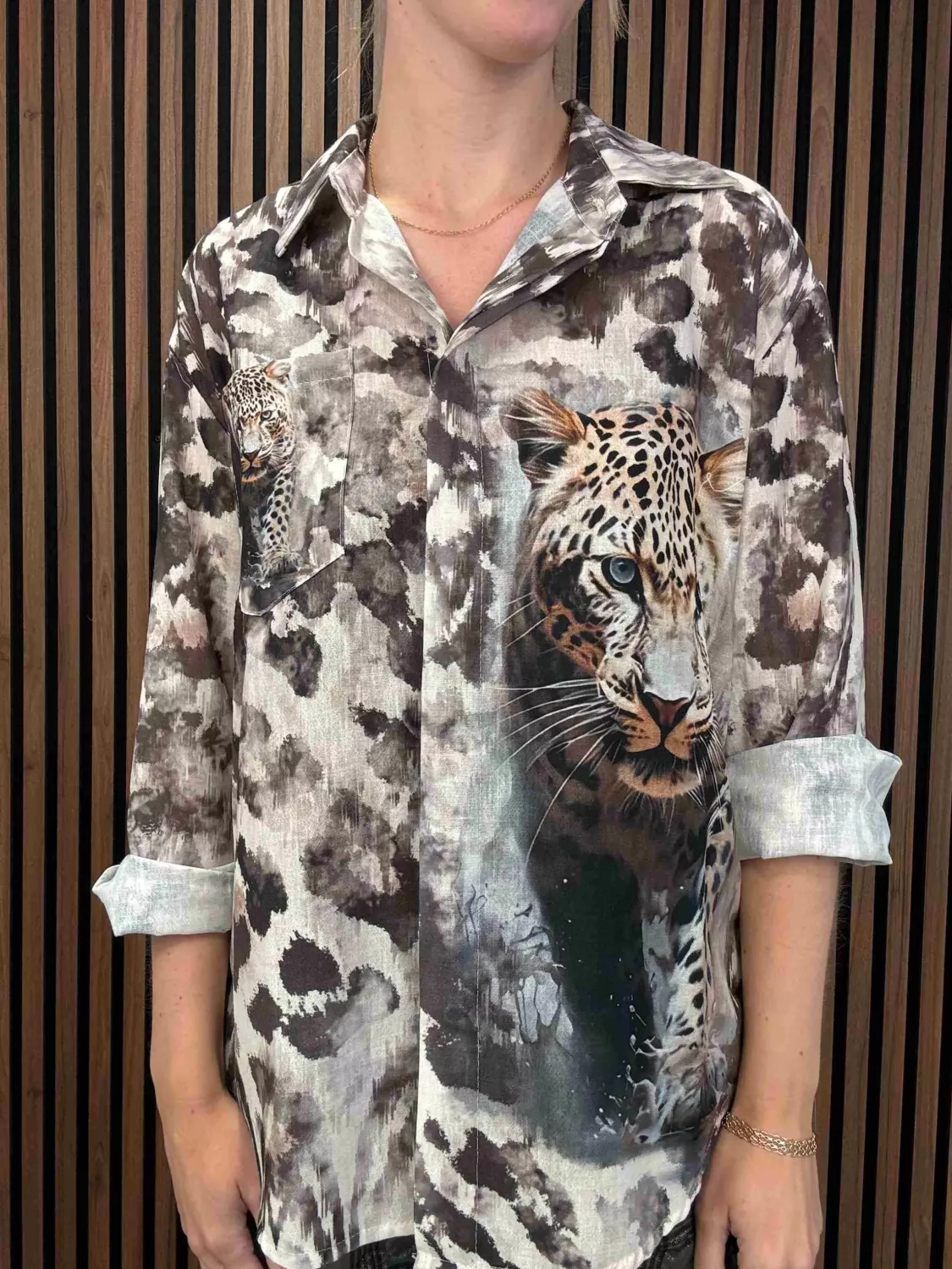 Blus Leopard, Neija - Gemini