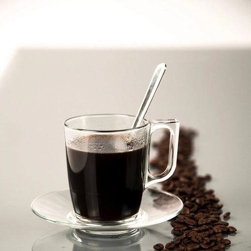 Espresso koppar och espressofat i flera olika utföranden och material.