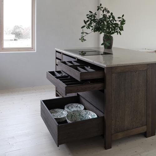 Svartbetsat Ek Inredning Kök