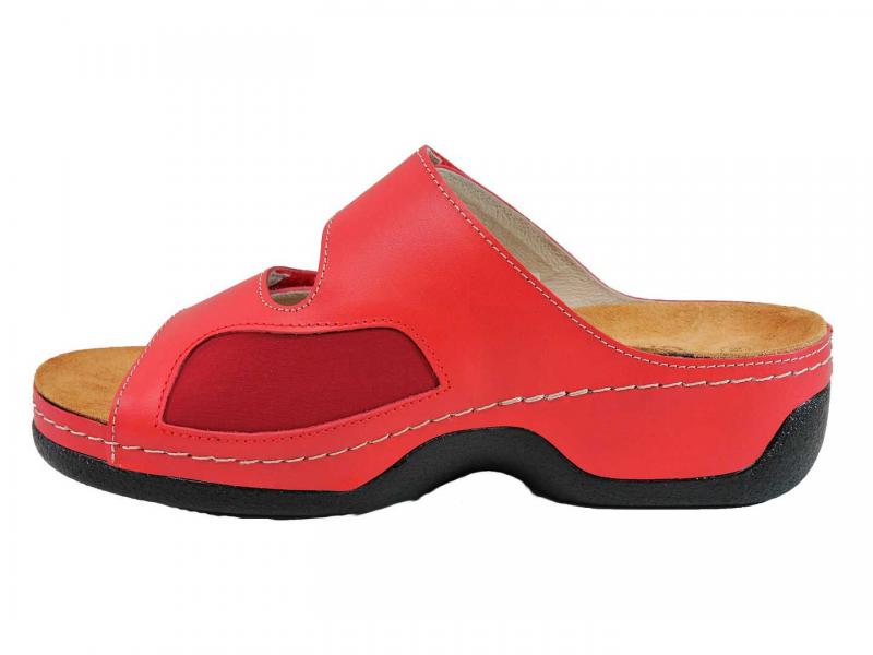 Toffel med elastisk utsida för Hallux valgus (sned stortå).