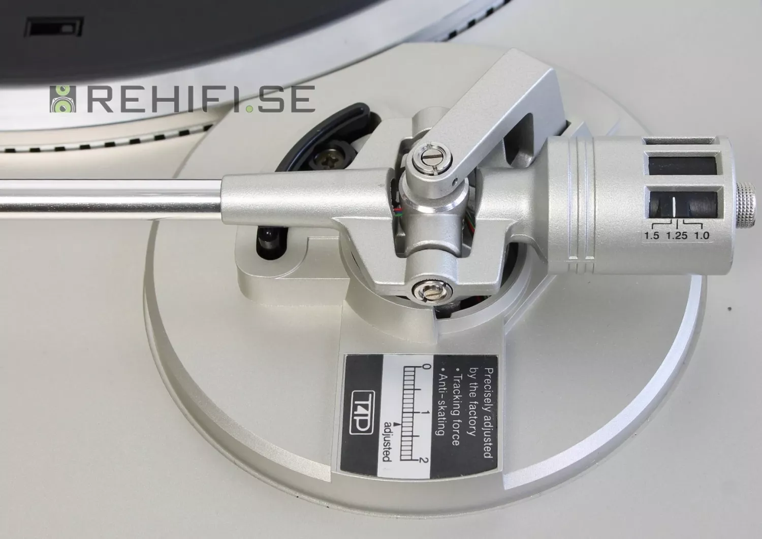 Technics SL-Q300 begagnad skivspelare från Rehifi