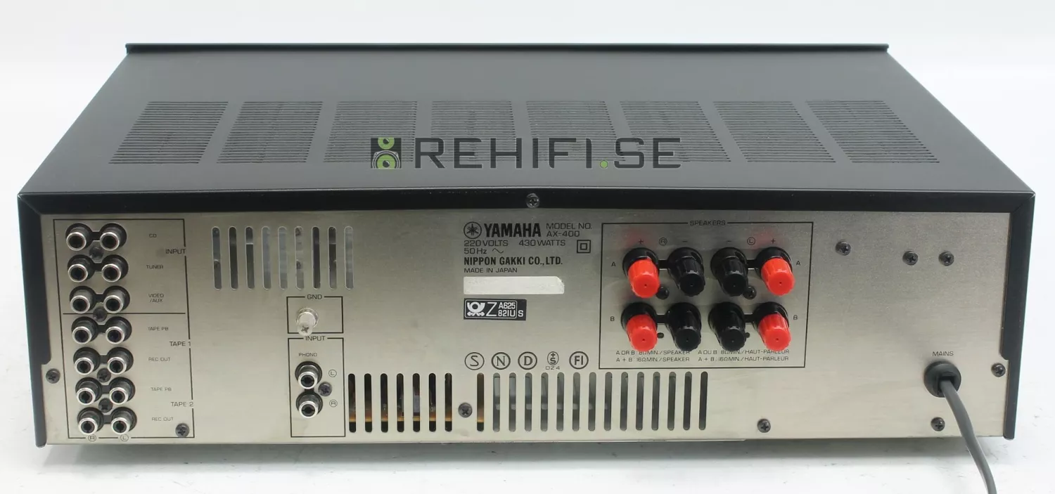 Yamaha AX-400