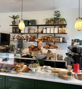 Våra butiker och öppettider | Tehuset Java