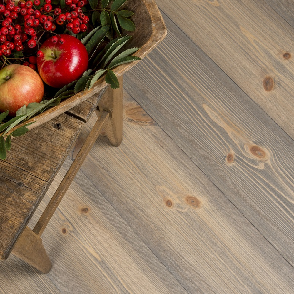 Massivt Trägolv HardPine, Sober Economy DalaFloda